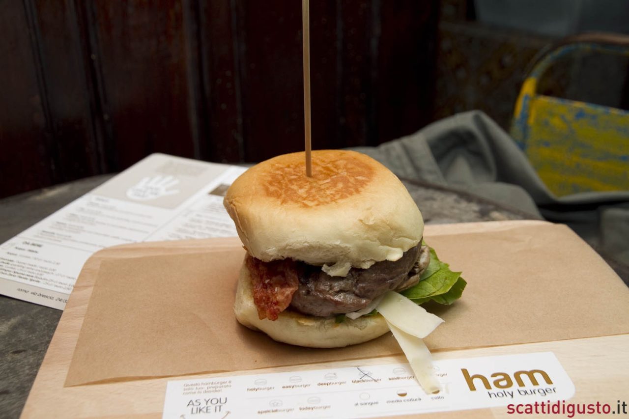 Ham Holy Burger Roma. Com'è l'hamburger gourmet, bello per Farinetti