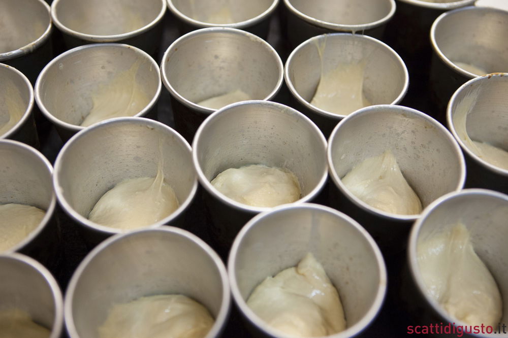 Babà napoletano, la ricetta passo passo con tutte le foto