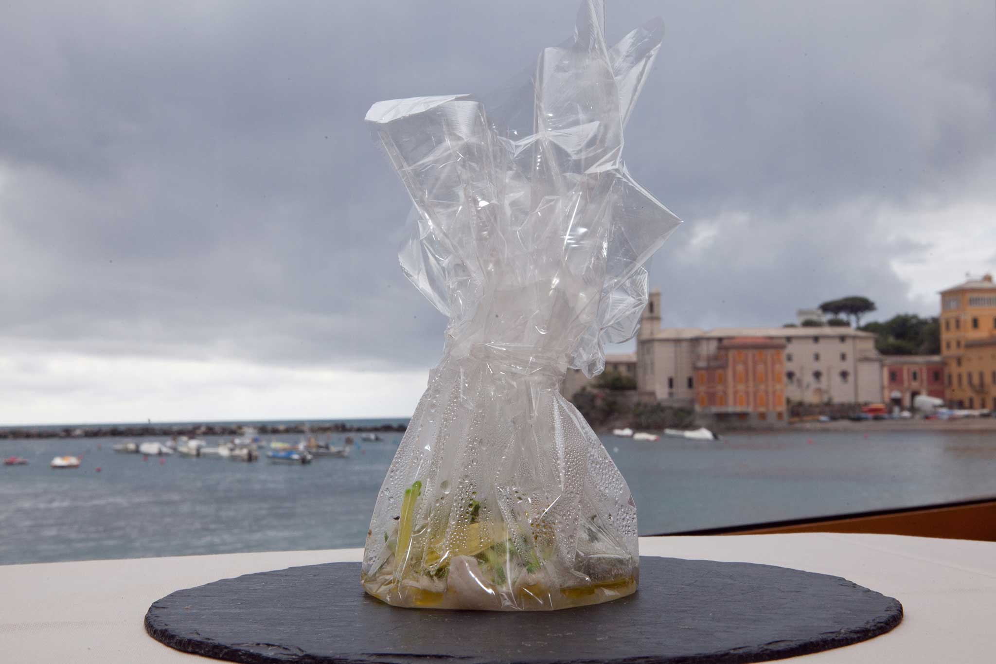 La ricetta perfetta dello chef: pesce in saccoccio di Carta Fata