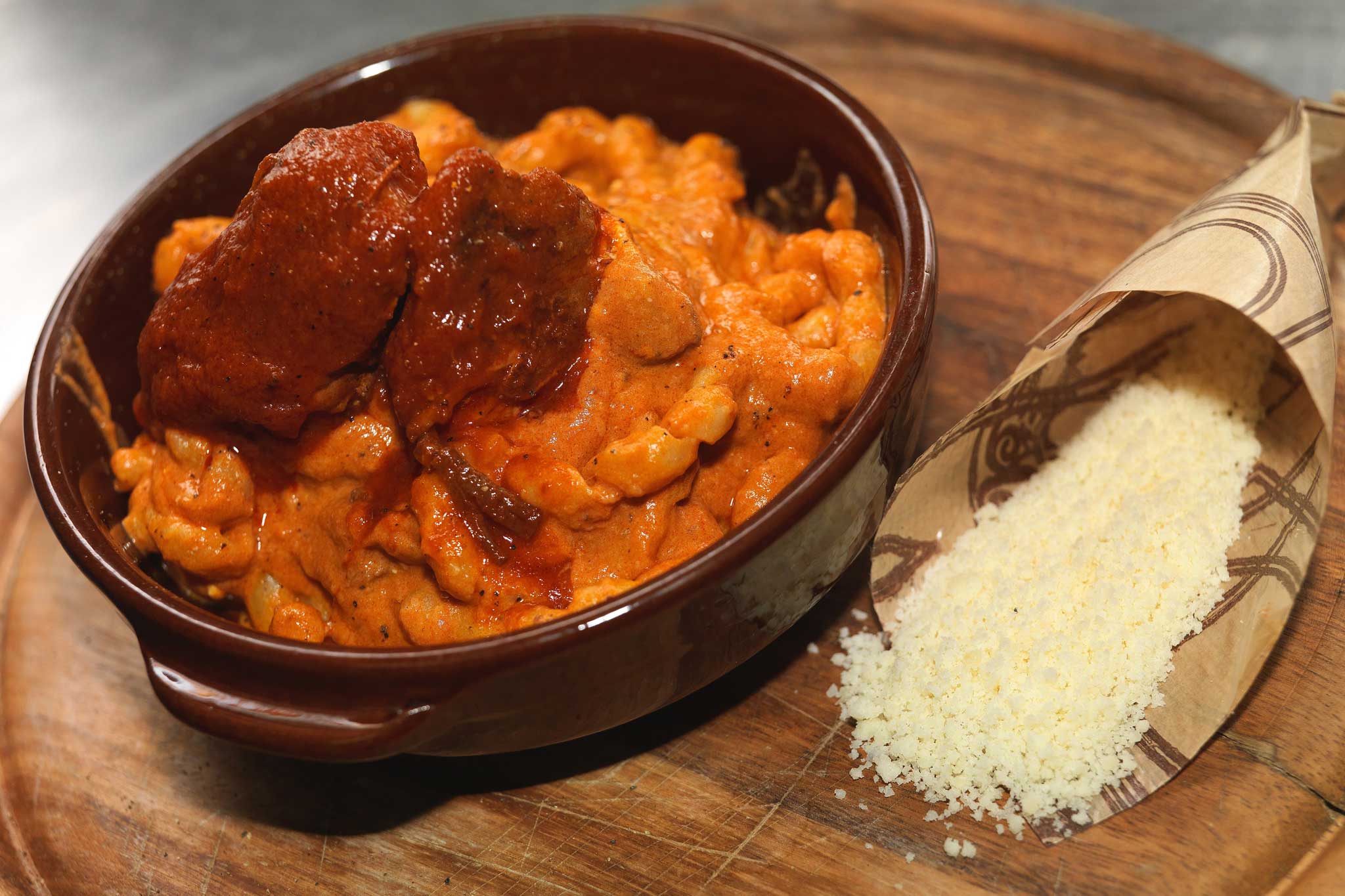 La ricetta del ragù napoletano è perfetta con la ricotta