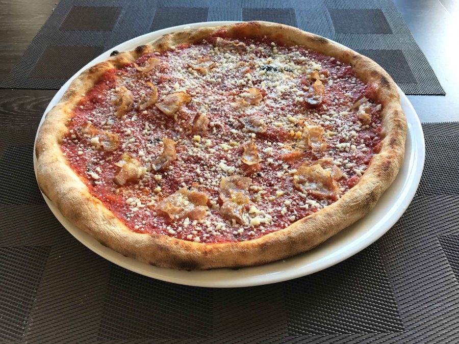 Roma. Com'è la pizza tonda elettrica di Exquisitaly a piazza San Bernardo