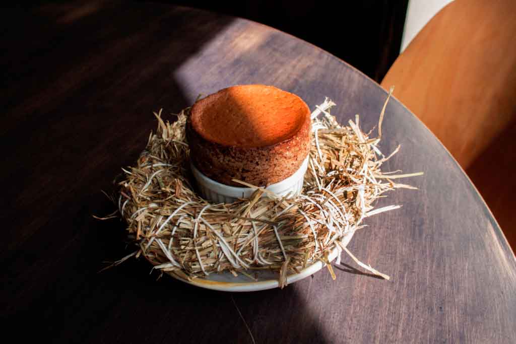 Il soufflè al cioccolato di Isabella Potì, stella Michelin al Bros' di ...