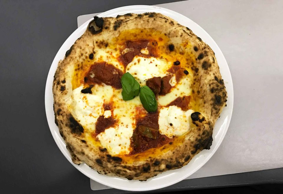 Palazzo Petrucci, la pizzeria napoletana più contemporanea che c'è a Napoli
