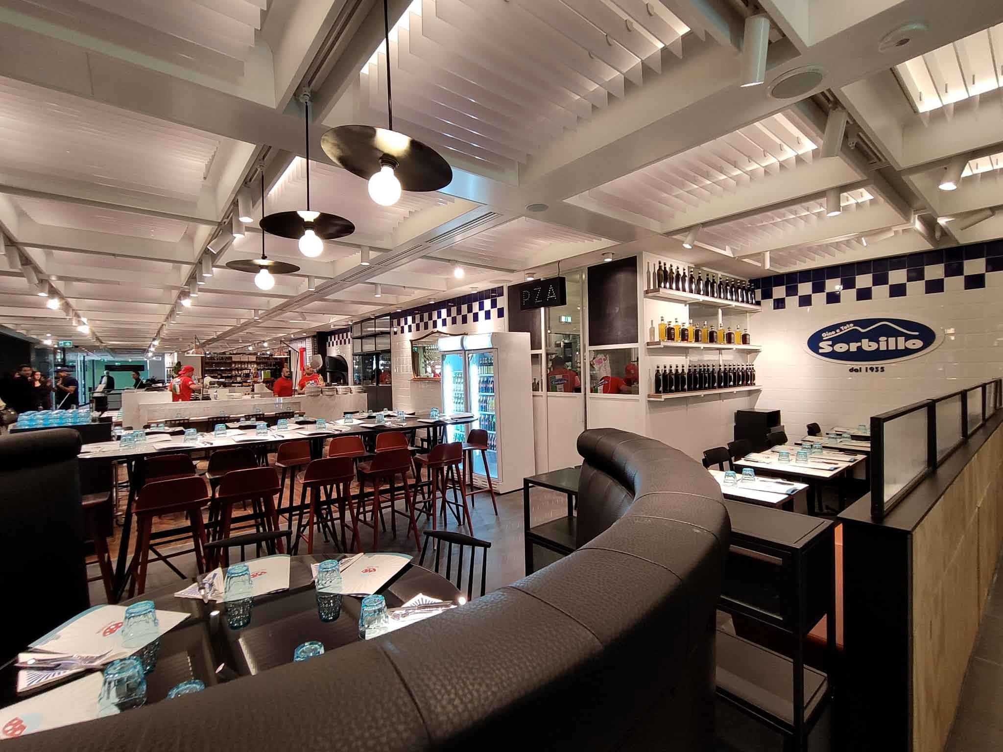 Gino Sorbillo. Le foto della nuova pizzeria alla Rinascente a Roma