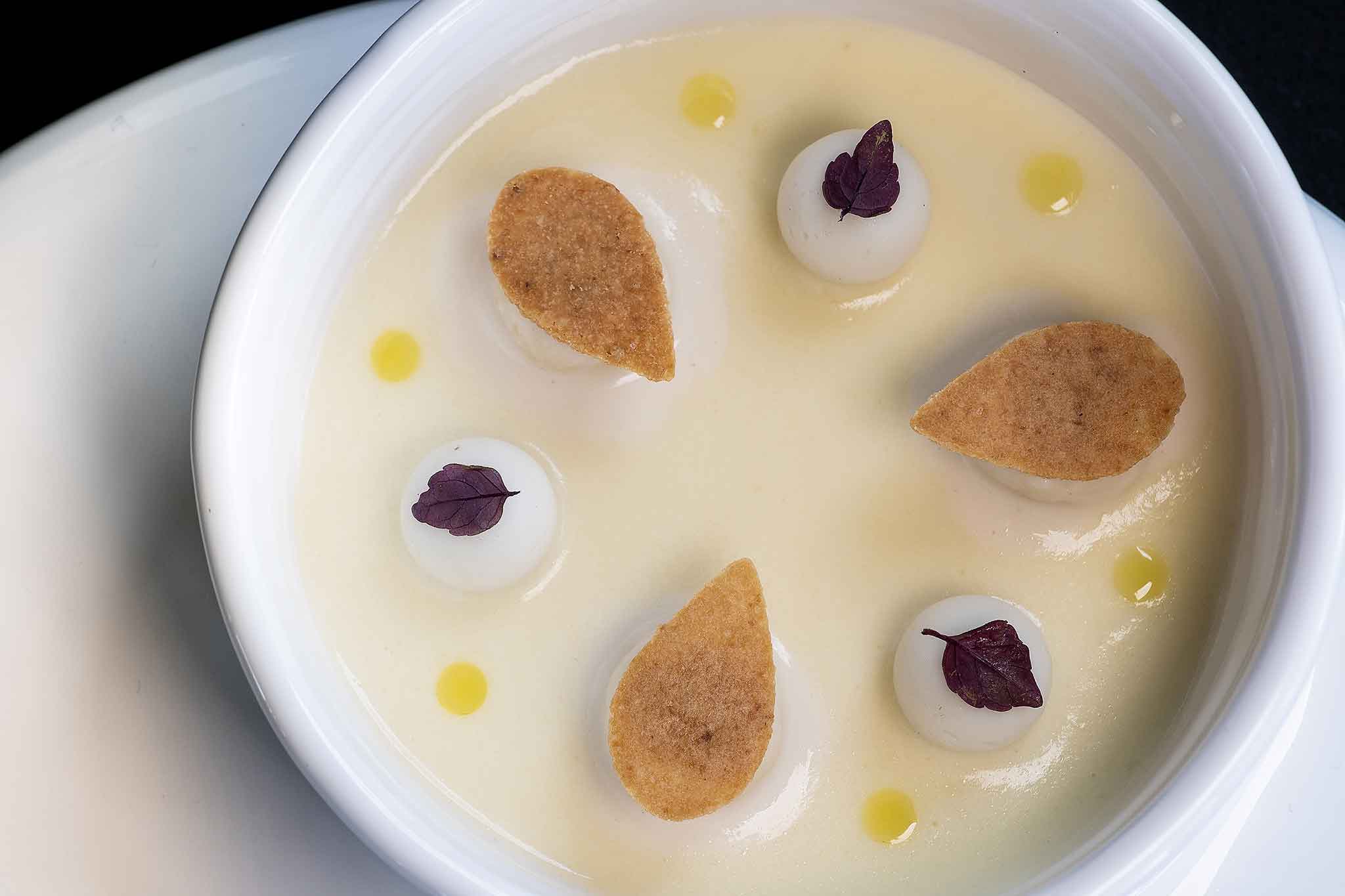 Biancomangiare: ricetta con gnocchi del Therasia, ristorante stella ...