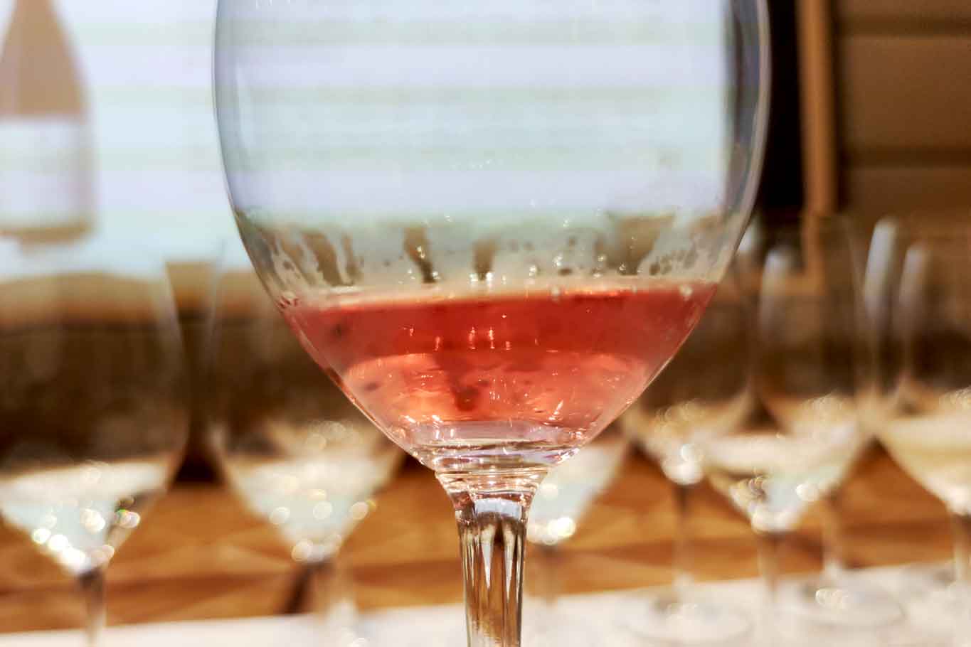 Assaggi: i 12 vini di Vinea Domini che vogliono raccontare i castelli ...