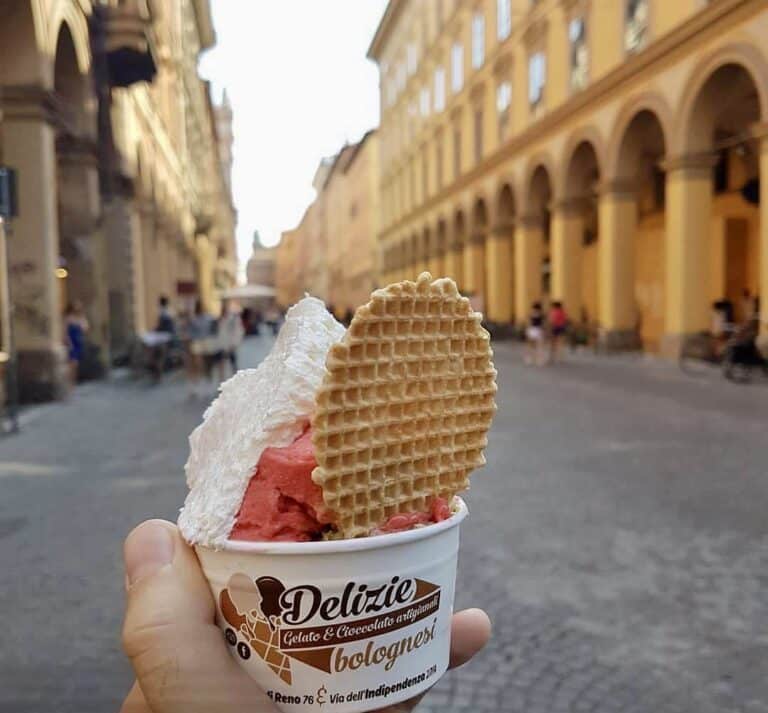 12 gelaterie buone e famose a Bologna, città del gelato artigianale