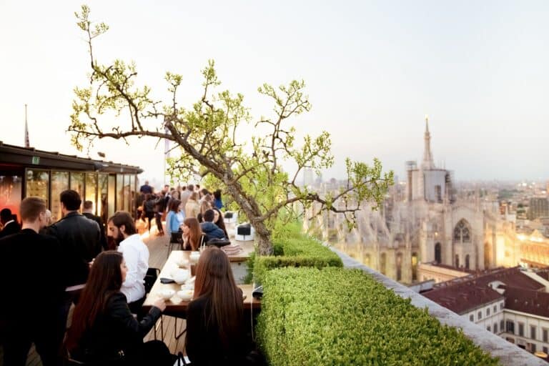 18 terrazze panoramiche di Milano per aperitivi o cene all’aperto