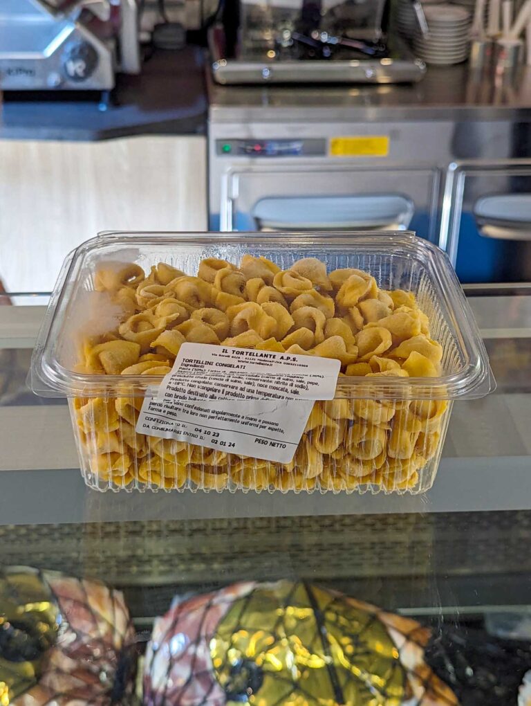 Tortellante a Modena, recensione degli ottimi tortellini della Bottega