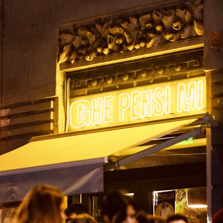 Dove mangiare a Milano spendendo poco nei quartieri acronimo