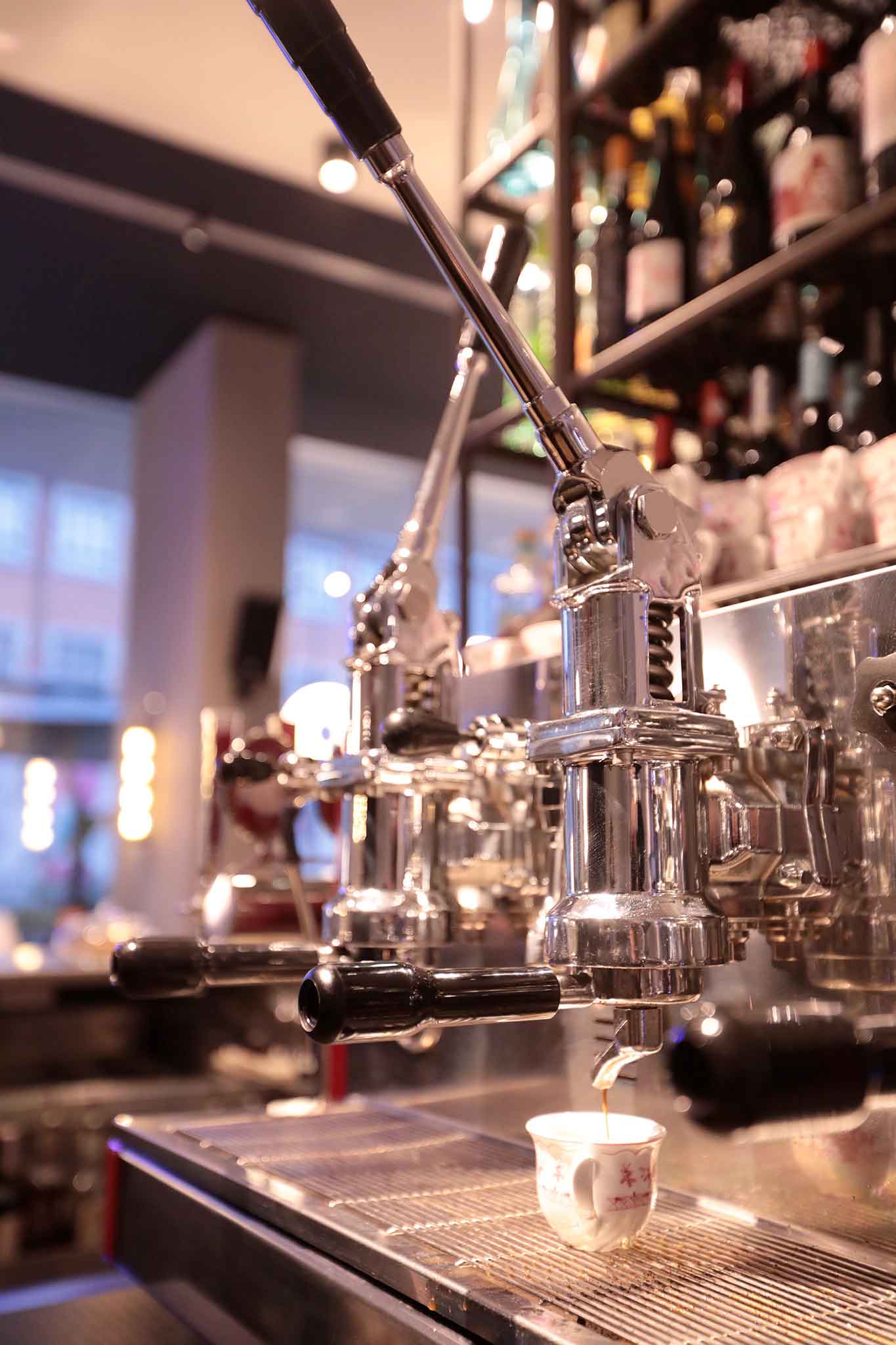 Bluesquare a Milano, per mangiare asiatico dalle 10 alle 2 di notte