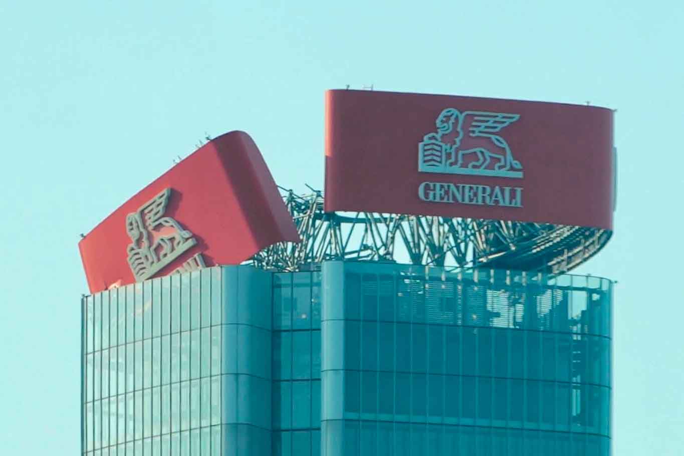 Cade l'insegna della Torre Hadid a Citylife: isolati ristoranti e locali